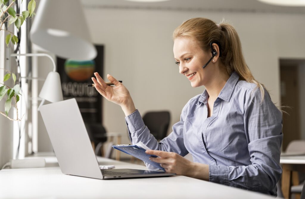 How to Choose a Cloud-Based VoIP Phone System - UCaaS Review